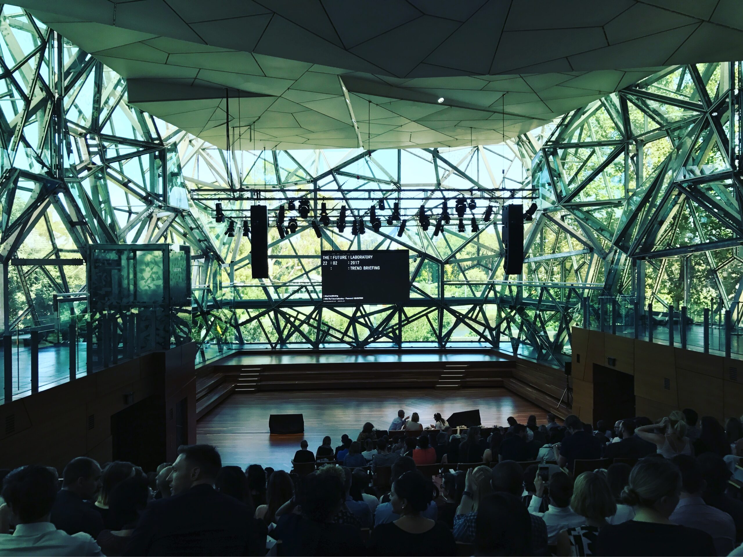 The Art and Science of Presentations: 18 Tips and Tricks for Engaging ...